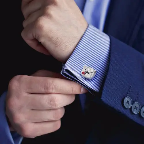 LINK UP Bulldog With Cigar Cufflinks