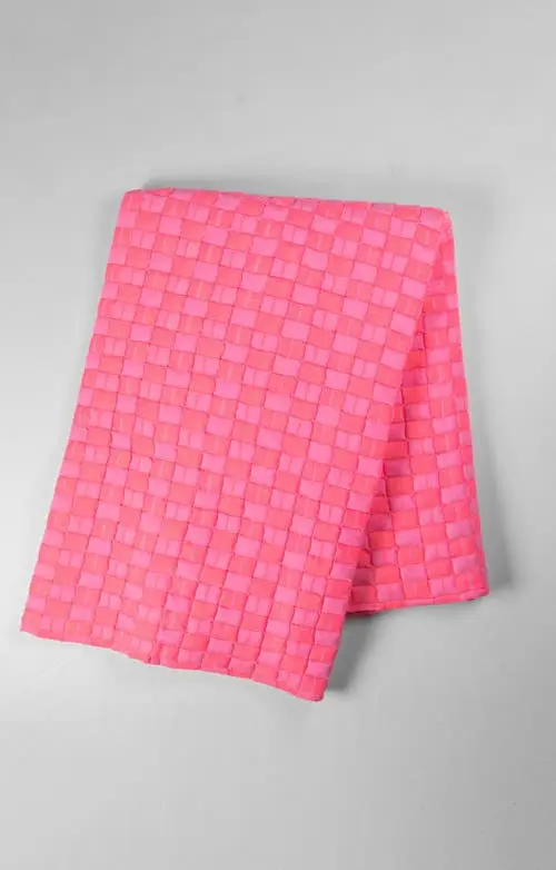 ARCHIVE NEW YORK Quilted Sujani Neon Throw Blanket - Pink