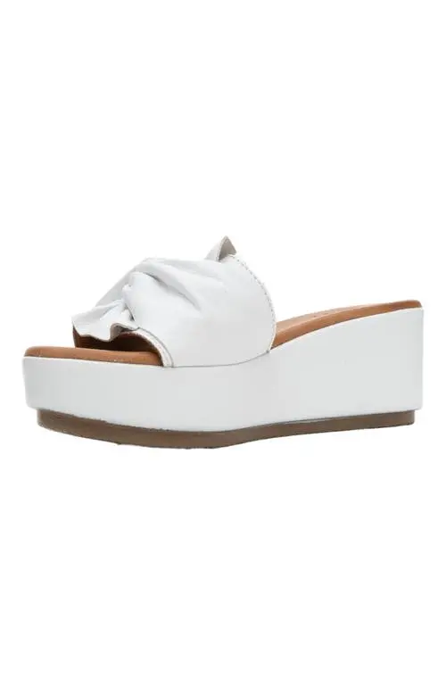 FOREVER & ALWAYS SHOES Syndra Leather Wedge Sandals With Bow - White Leather
