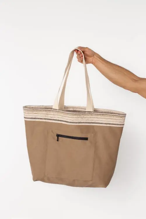 LEISURE LAB Tote