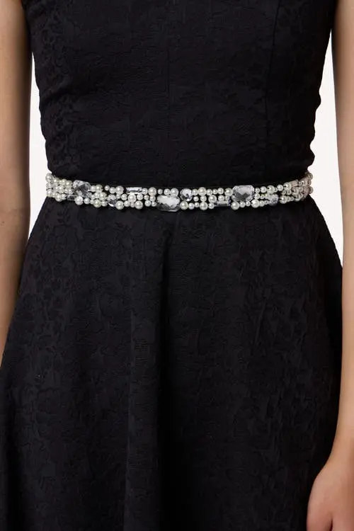 UN DEUX TROIS Embellished Stretch Belt - Black