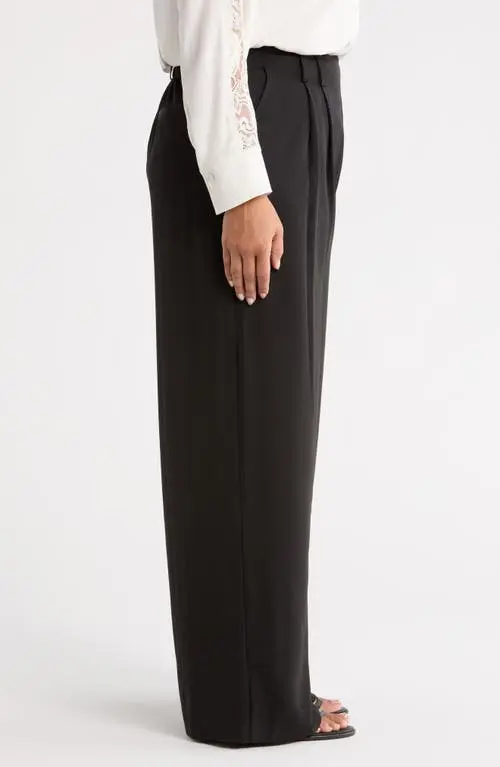 Lyssé Darcy Pleated Wide Leg Pants