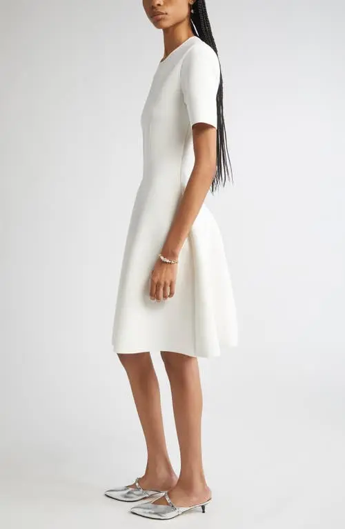 Alexander McQueen Jersey Fit & Flare Dress - Ivory