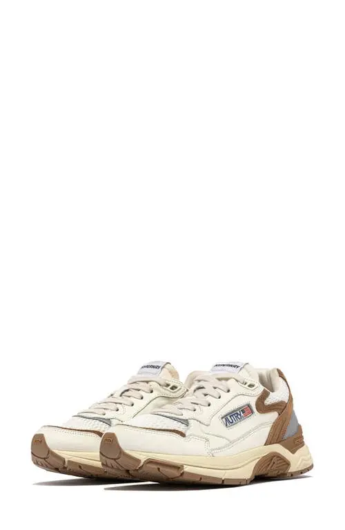 AUTRY Hyperway Sneaker - Cigar