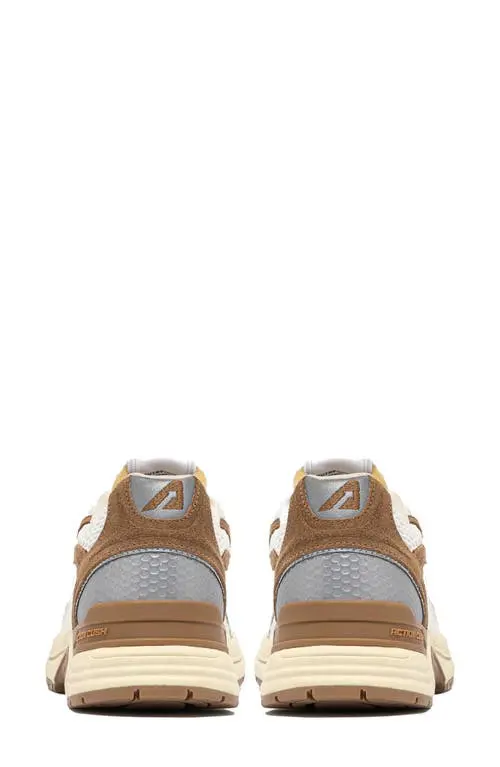 AUTRY Hyperway Sneaker - Cigar