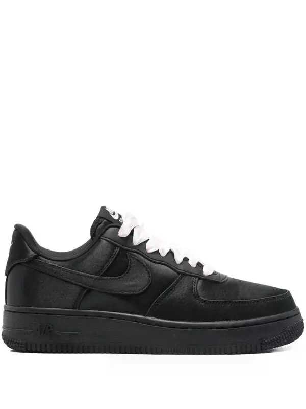 Nike Lace-up Low-top Sneakers