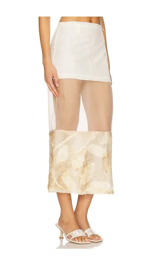 MILKWHITE Triple Skirt