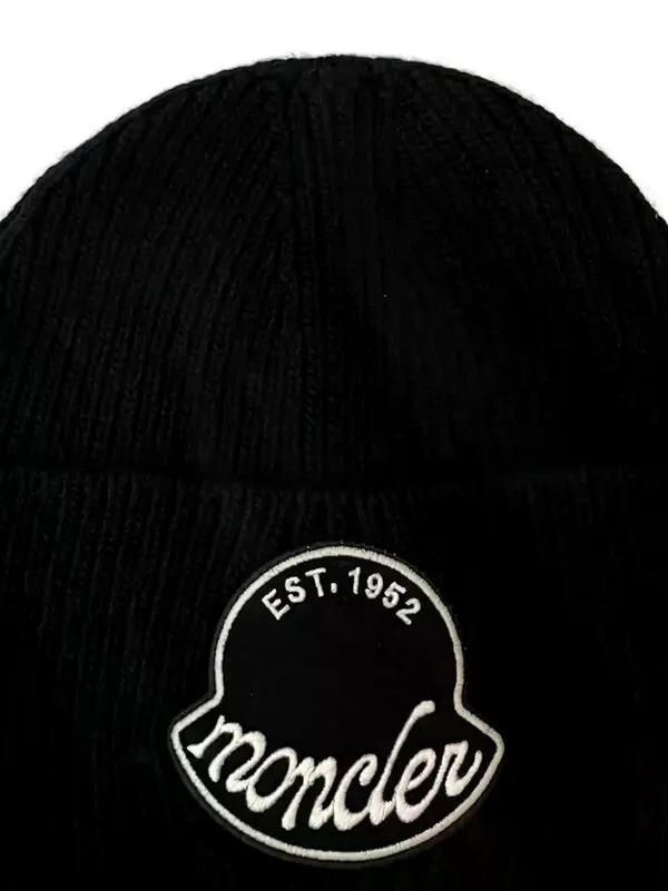 Moncler Logo-patch Beanie - Black