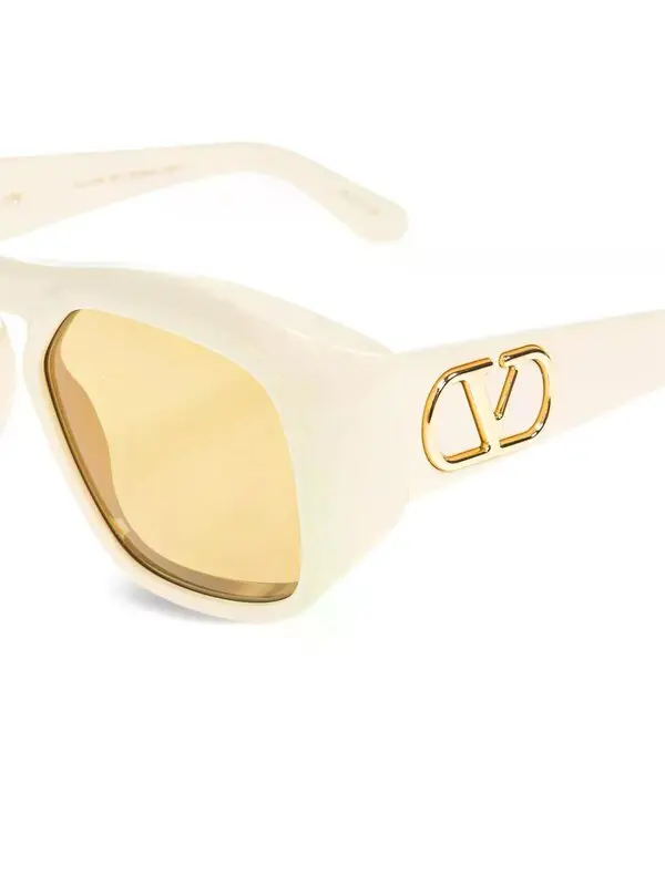 Valentino Garavani Logo-plaque Sunglasses