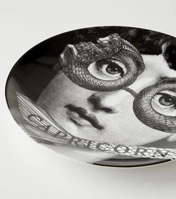 FORNASETTI Tema E Variazioni N.357 Capricorn Wall Plate - Black