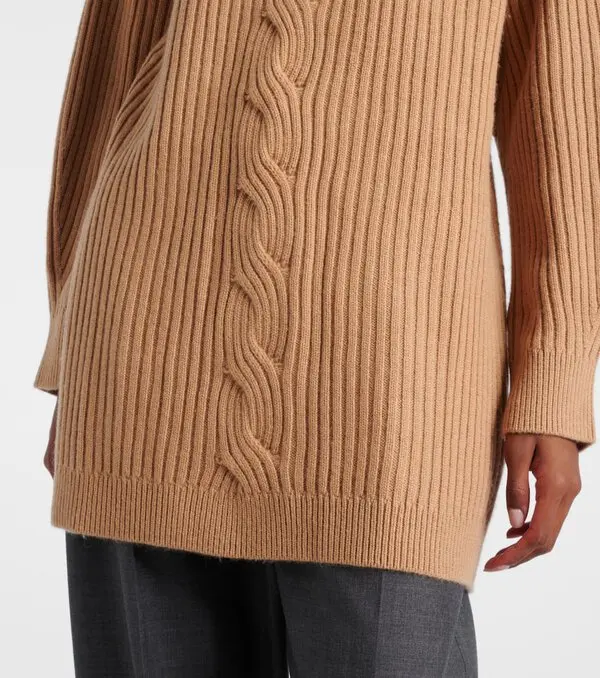 Max Mara Alcazar Wool And Cashmere Turtleneck Sweater - Brown