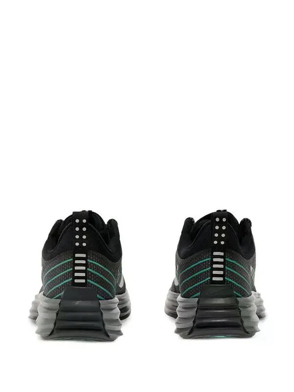 Nike Lunar Roam Sneakers