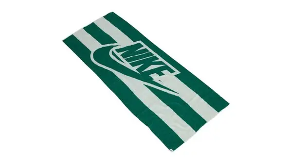 Nike Club Pool Towel/light - Green/light Green