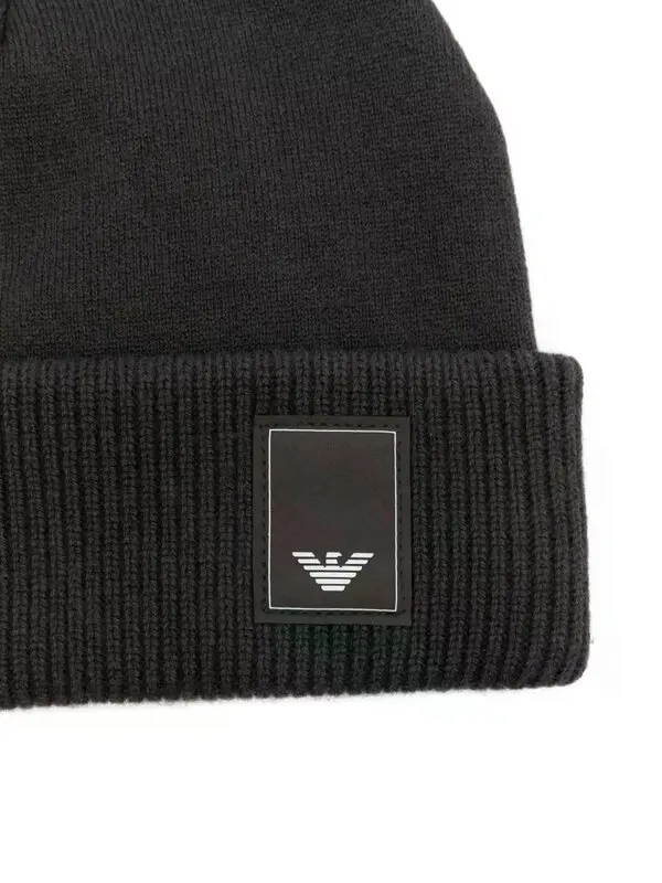 Emporio Armani Logo-plaque Ribbed Beanie
