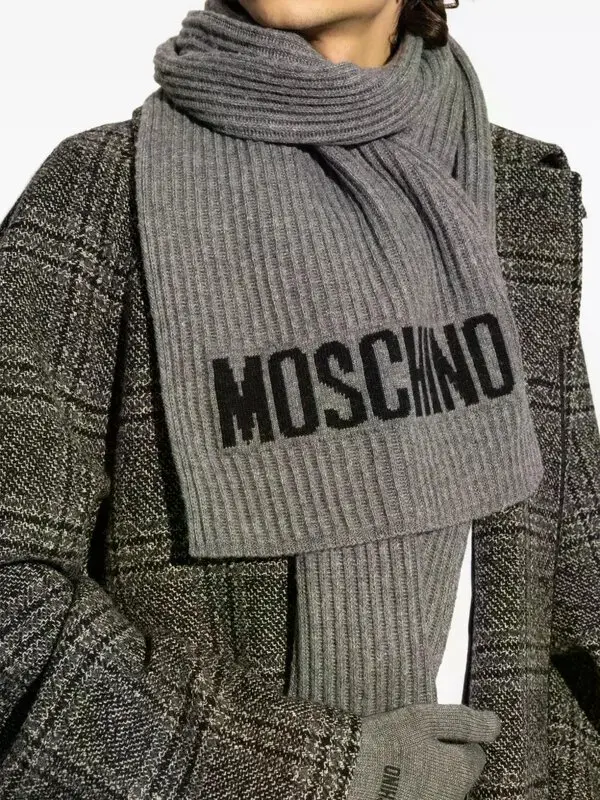 Moschino Intarsia Knit Logo Ribbed Scarf