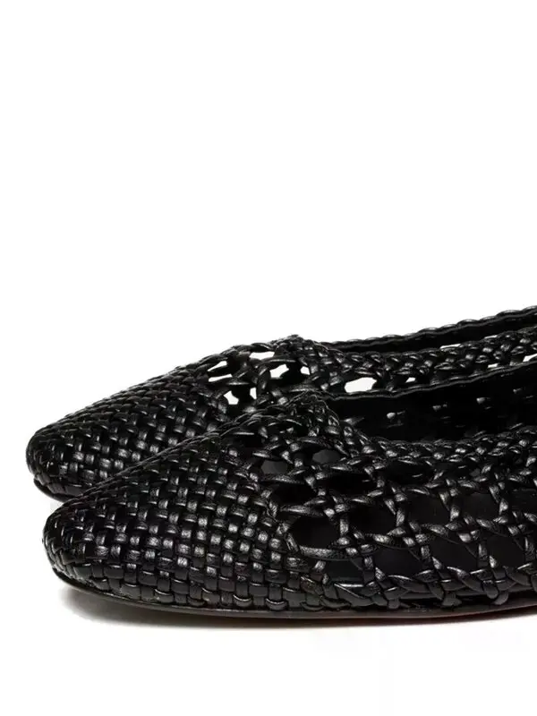 POCHE PARIS Lucie Pumps - Black