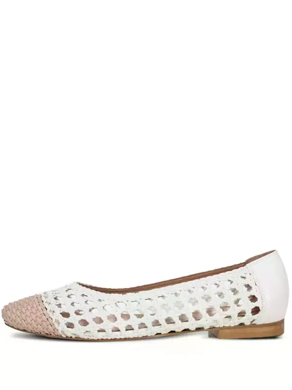 POCHE PARIS Reine Woven Leather Pumps