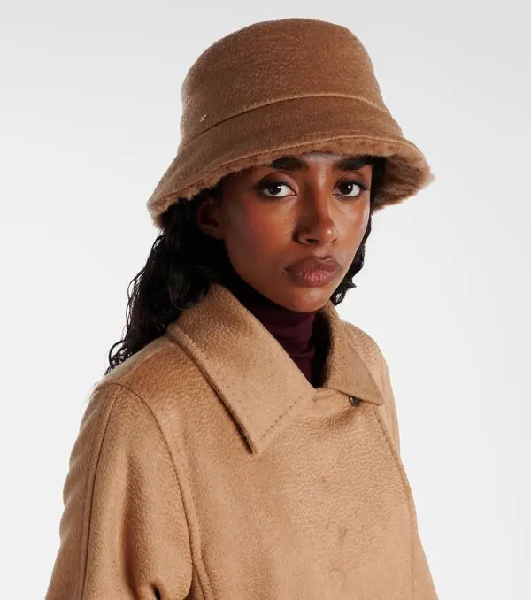 Max Mara Reversible Camel Hair Bucket Hat - Beige