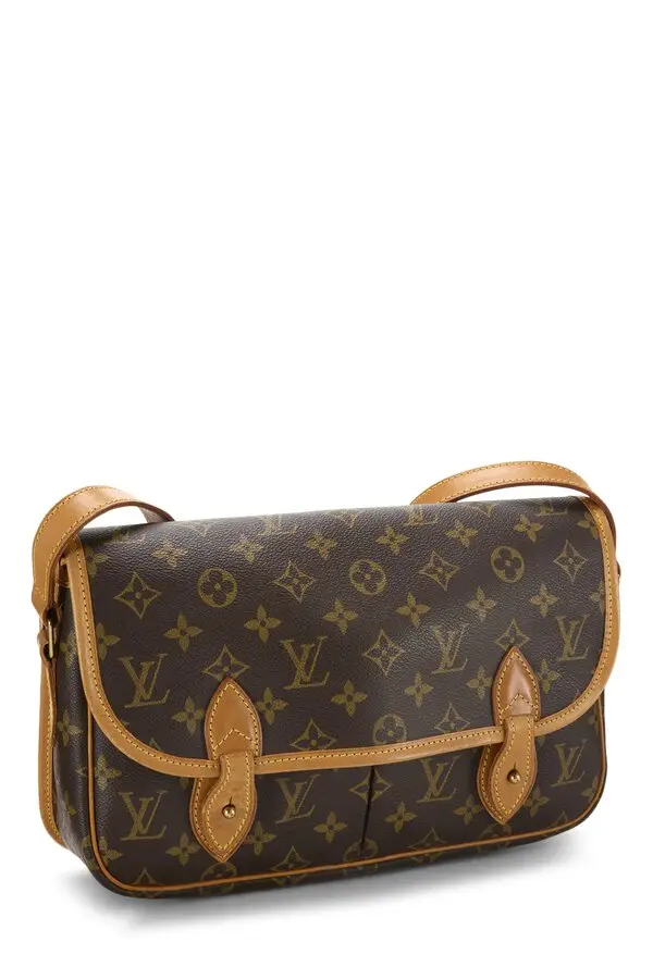 LOUIS VUITTON Monogram Sac Gibeciere Messenger Bag