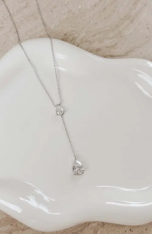 UNTAMED PETALS Lane Crystal Pendant
