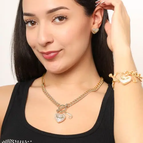 Juicy Couture Heart And Logo Toggle Charm Necklace - Gold