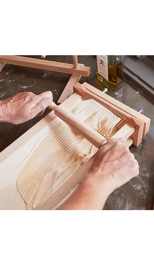 VERVE CULTURE Large Chitarra Pasta Maker