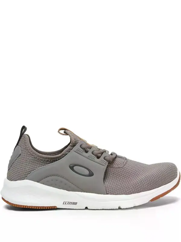 Oakley Low Top Sneakers