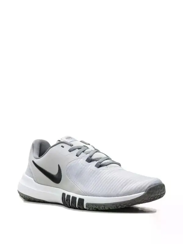 Nike Flex Control 4 Sneakers