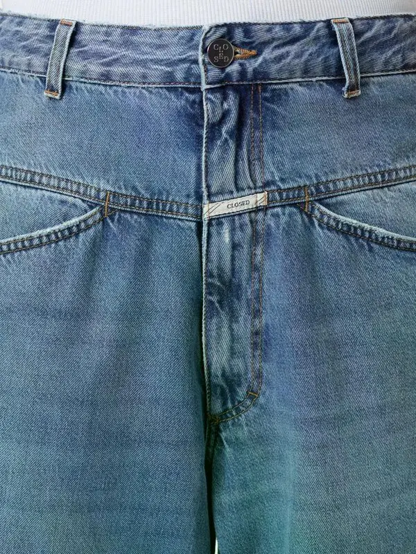 Closed Deni-x Jeans