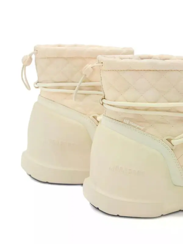 Moon Boot Mezzaluna Quilted Boots - Neutrals