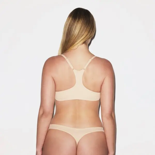 SKIMS Racerback Demi Bra | Deep Neutral | | Fits Everybody - Sand