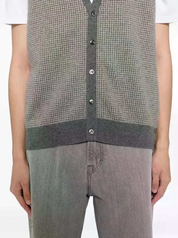 N.peal Sleeveless Vest