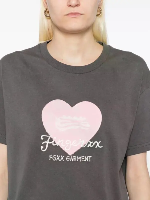 FINGERCROXX Heart Patch T-shirt