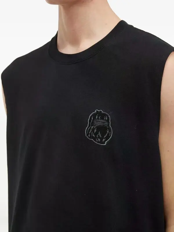 FINGERCROXX Embroidered Sleeveless Vest - Black