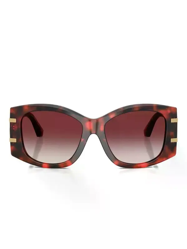 Dolce & Gabbana Geometric Sunglasses With Logo Plaque - Red