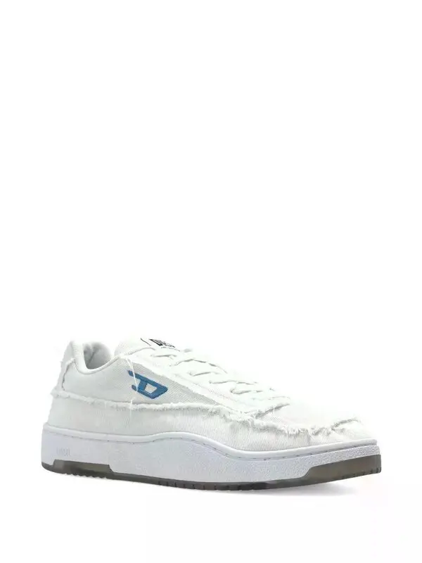 DIESEL® Tracker Frayed Detail Sneakers
