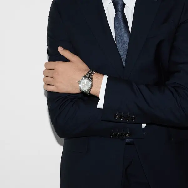Gucci Dive Watch, 40mm Steel - Grey
