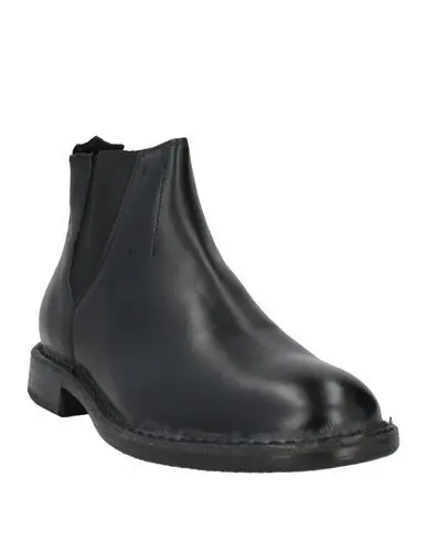 Moma Ankle Boots In Calfskin - Black