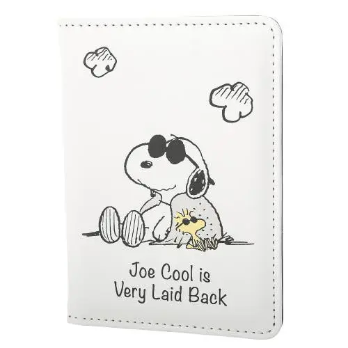PEANUTS White And Black Passport Holder - White, Black