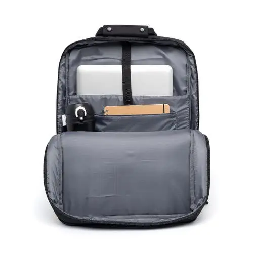LEFRIK 15" Backpack - Black