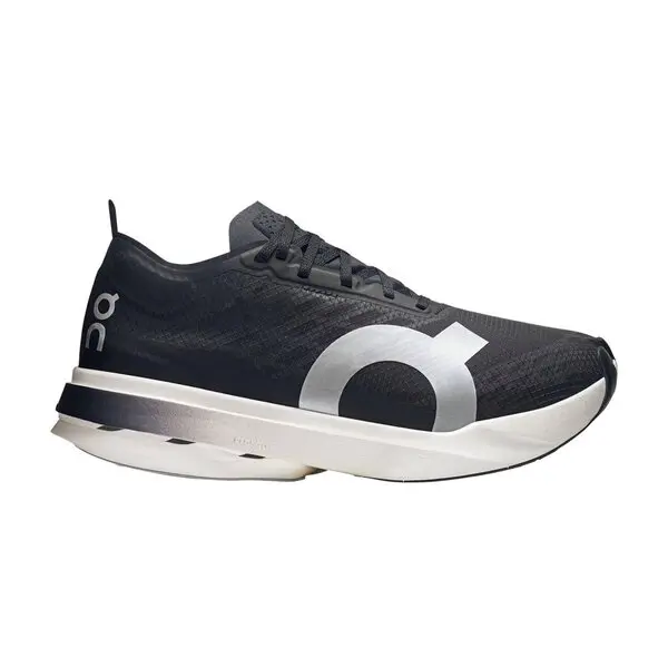 On Cloudboom Strike Sneakers - Black