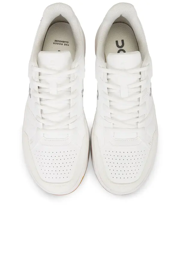 On The Roger Clubhouse Sneakers - White & Ivory