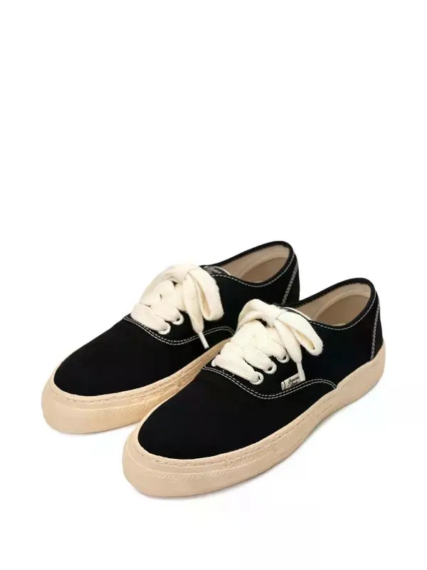 GENERAL SCALE. Kiefer Canvas Sneakers - Black