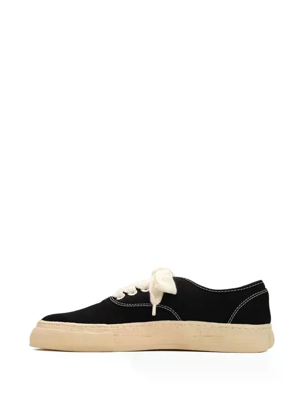 GENERAL SCALE. Kiefer Canvas Sneakers - Black