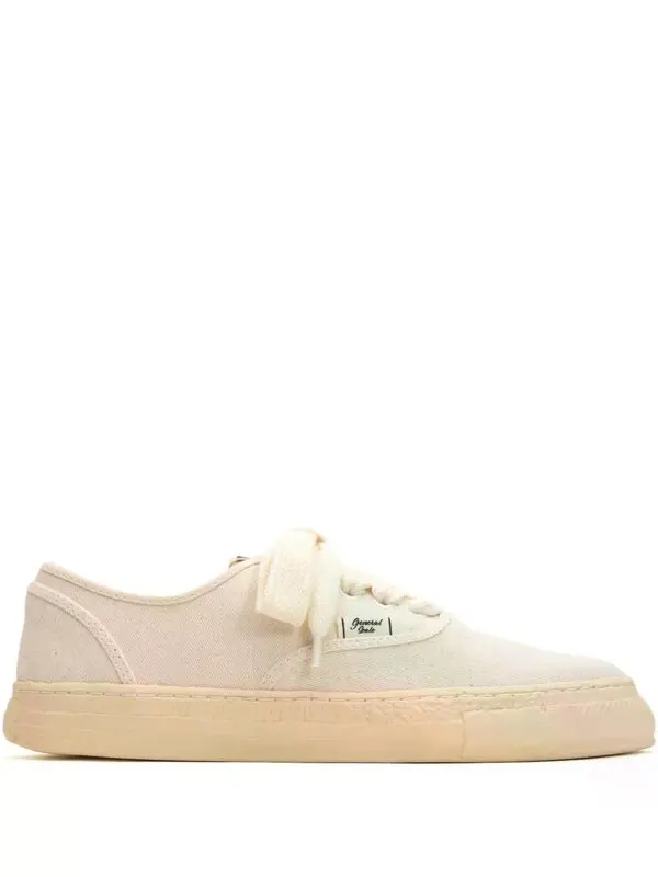 GENERAL SCALE. Kiefer Canvas Sneakers - Neutrals