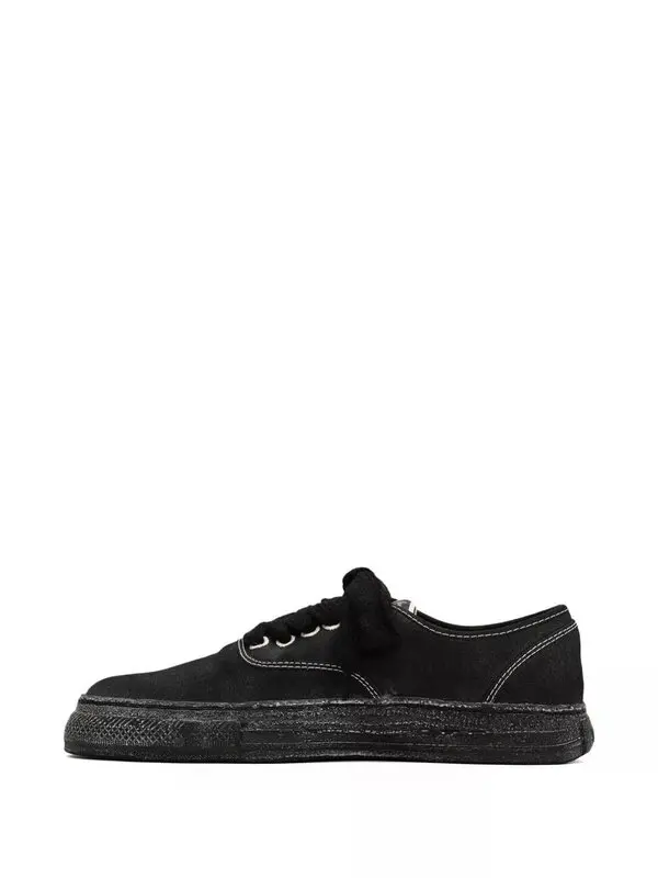 GENERAL SCALE. Kiefer Canvas Sneakers