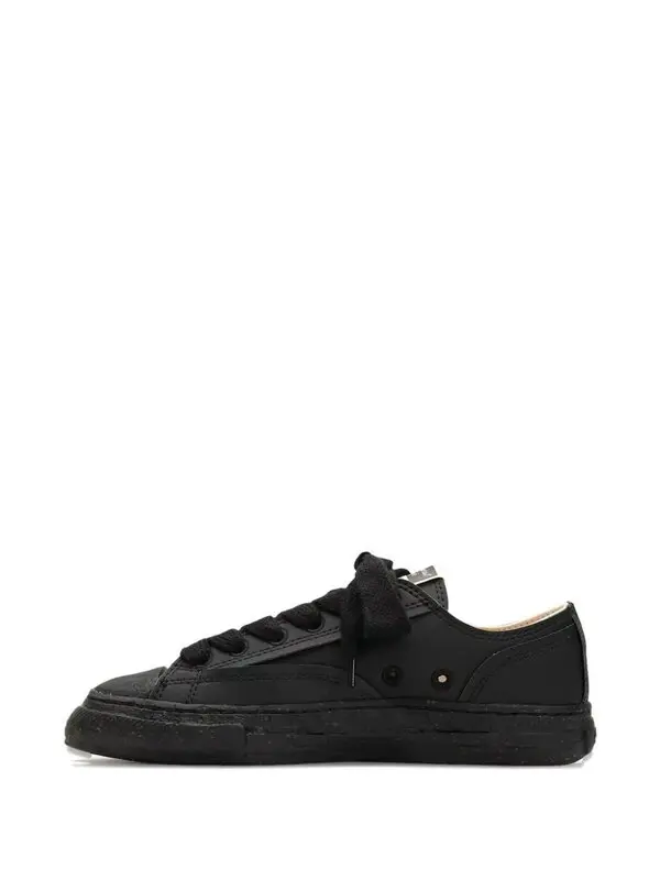 GENERAL SCALE. Roy Low-top Sneakers - Black