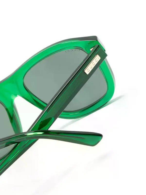 Gucci Logo-plaque Oversized Sunglasses