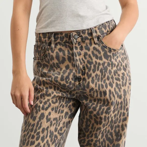 Good American Good Standard Ease Leopard Jeans