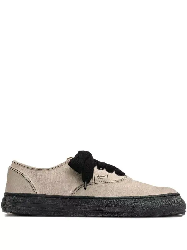 GENERAL SCALE. Kiefer Low-top Sneakers